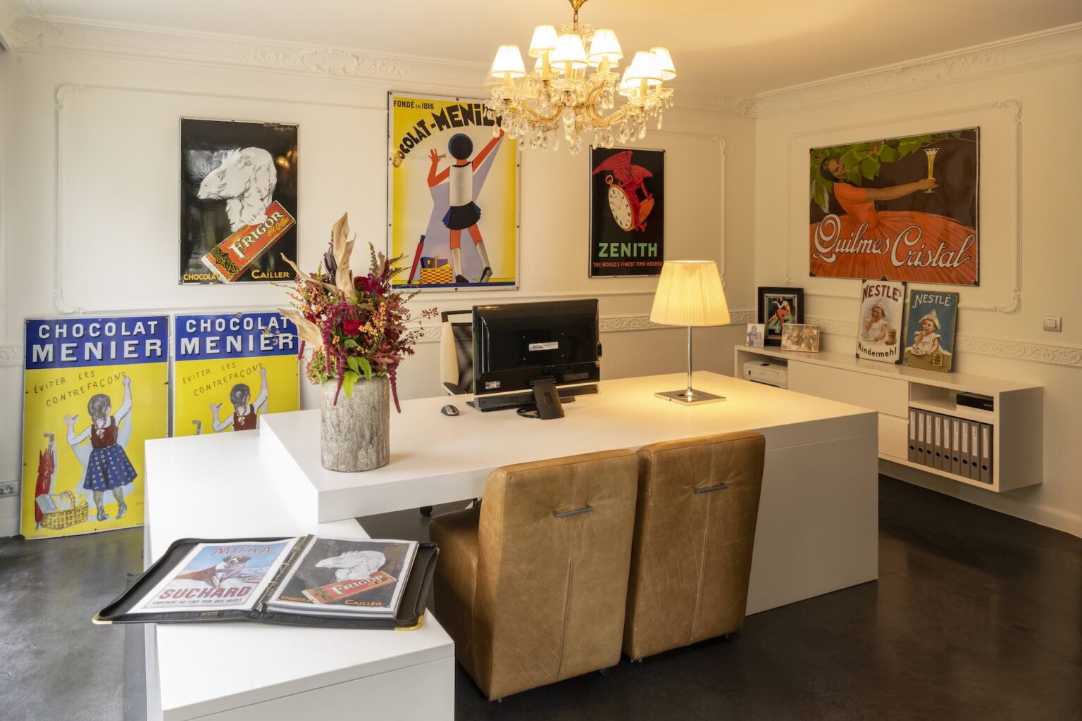 Enamel signs – Enamel Masterpieces